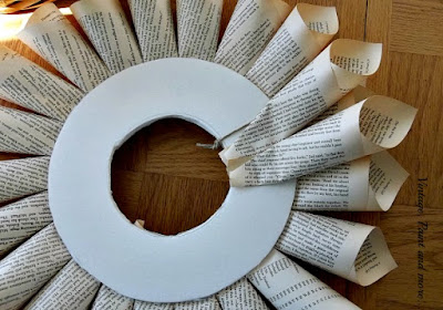 Book Page Wreath Tutorial | Vintage, Paint and more...