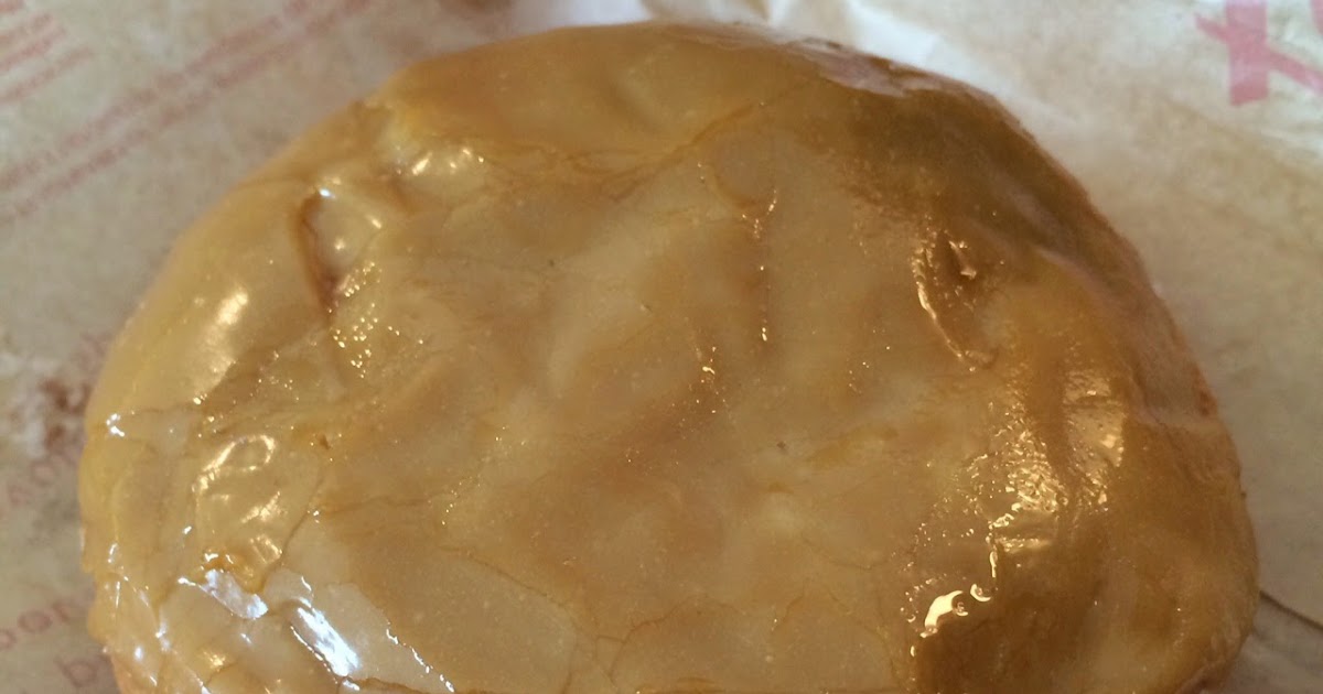 Canadian Maple Donut From Tim Hortons / ティム・ホートンズのカナディアン メープル ドーナツ ~ I ...