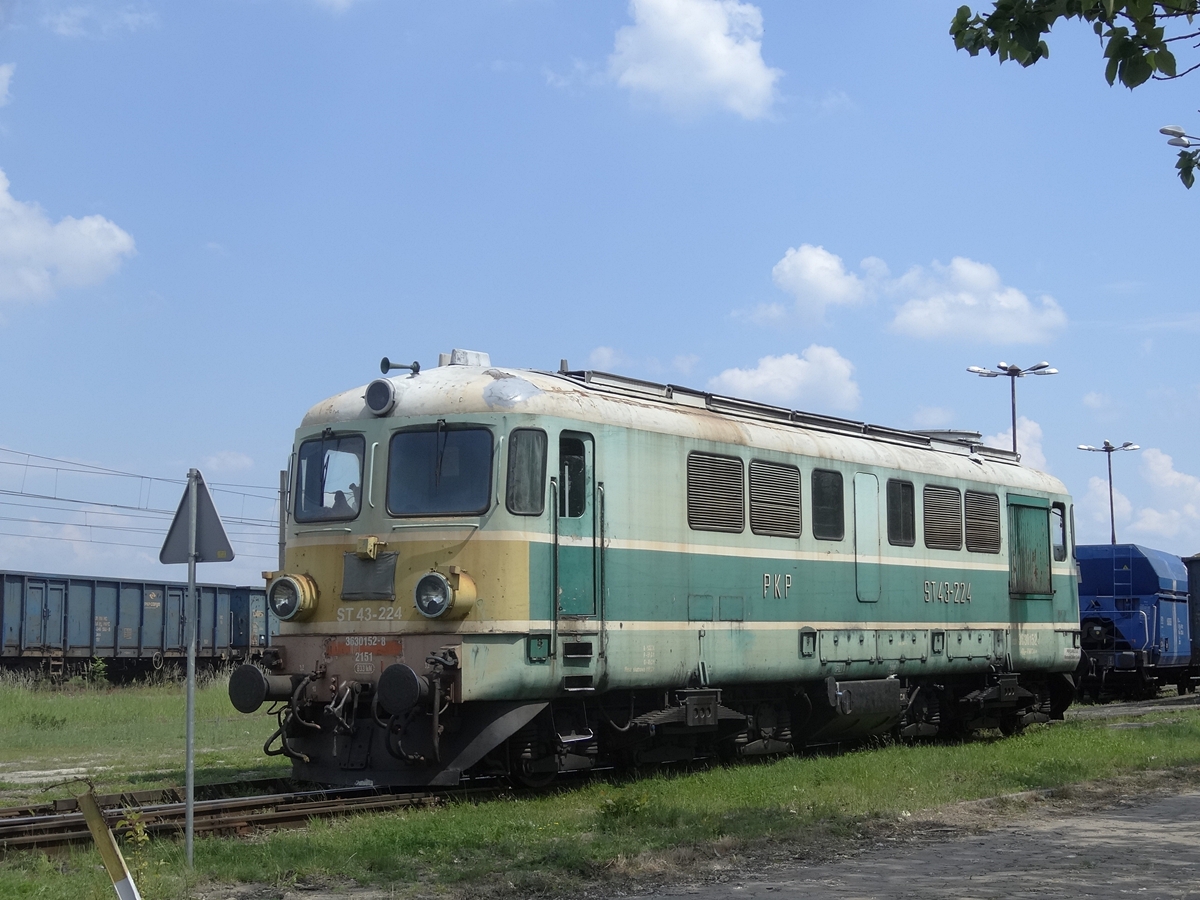 Kolejne spotkanie z lokomotywą ST43-224 cz. 1 | Kolejowe Kielce