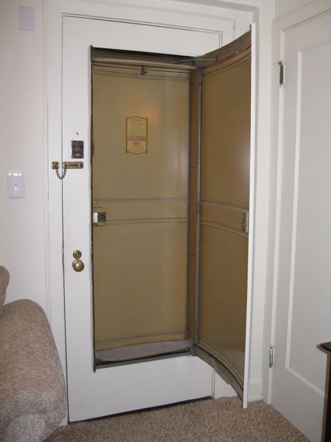 Ann Quilts: Door Within a Door