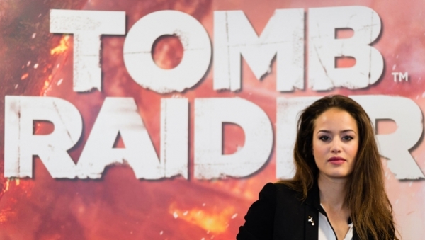 Alice David is Lara Croft (French Voice Actor) ~ Guns and Grapple