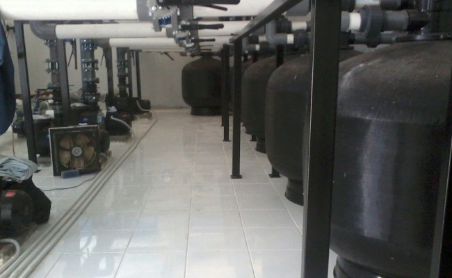 ALBIAN POOL: PEMIPAAN RUANG POMPA KOLAM RENANG