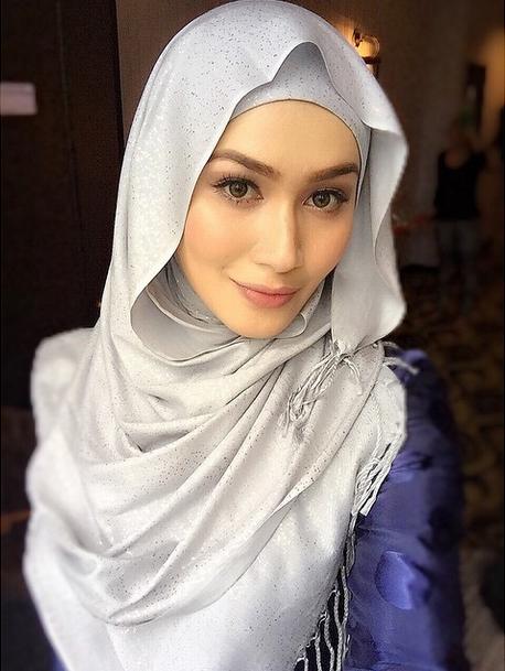 Biodata Niena Baharun | cik sukα taip