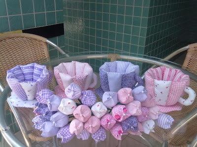 Stella Hoff Patchwork: Xícaras de tecido e tulipas!