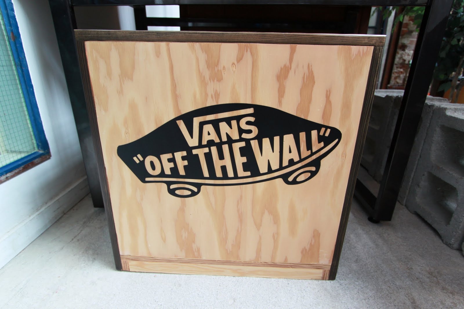 flavourfashion.ca: VANS POP UP SHOP | 2011