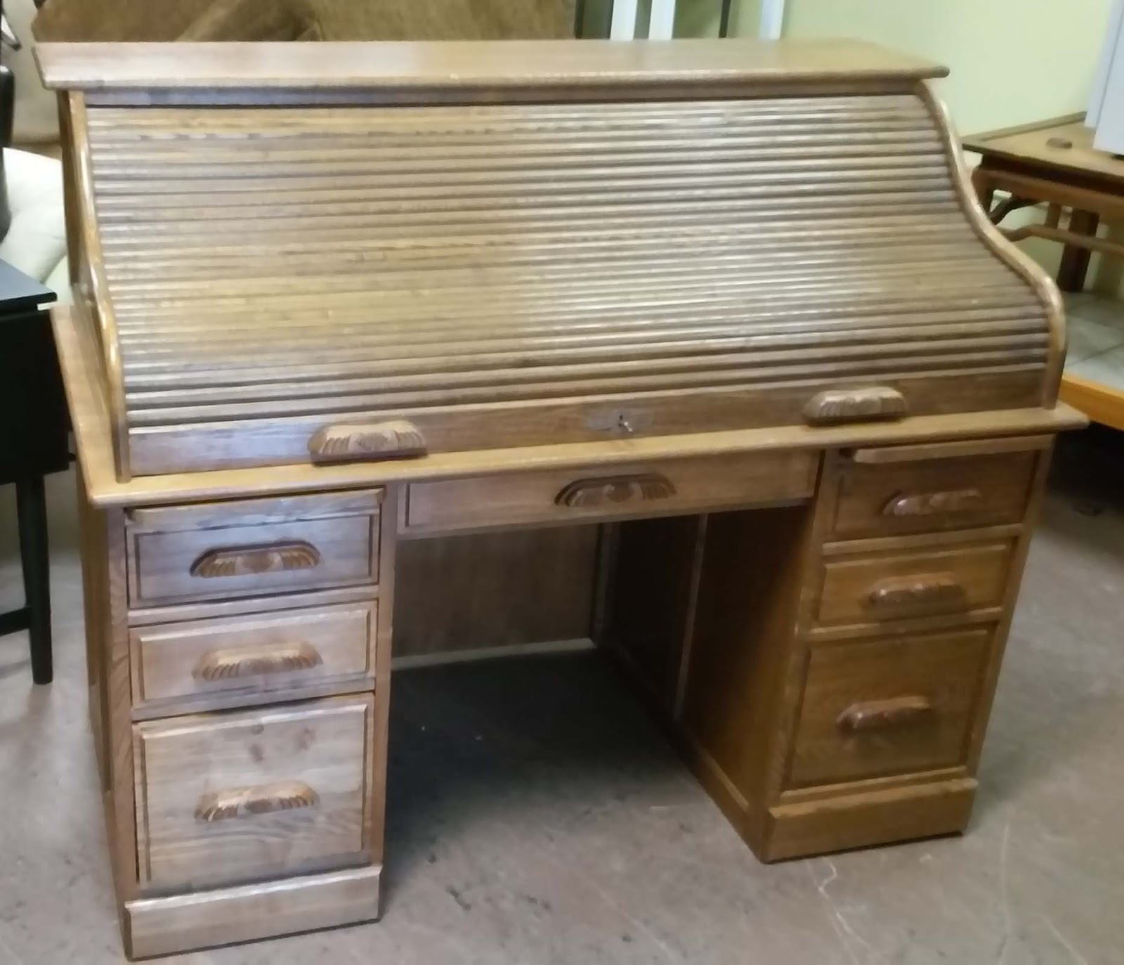 UHURU FURNITURE & COLLECTIBLES: SOLD Full Size Oak Rolltop with Key - $135