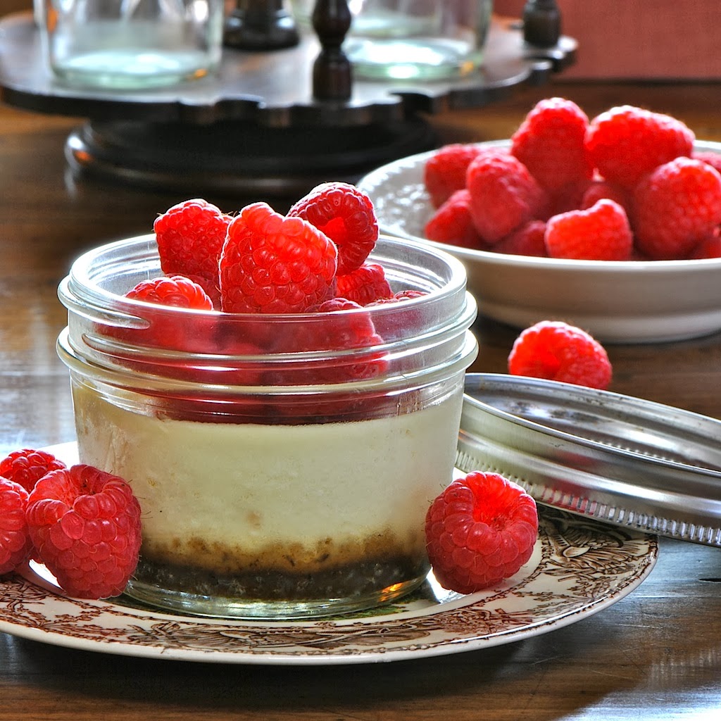 JULES FOOD...: Martha's Easy Light Cheesecake