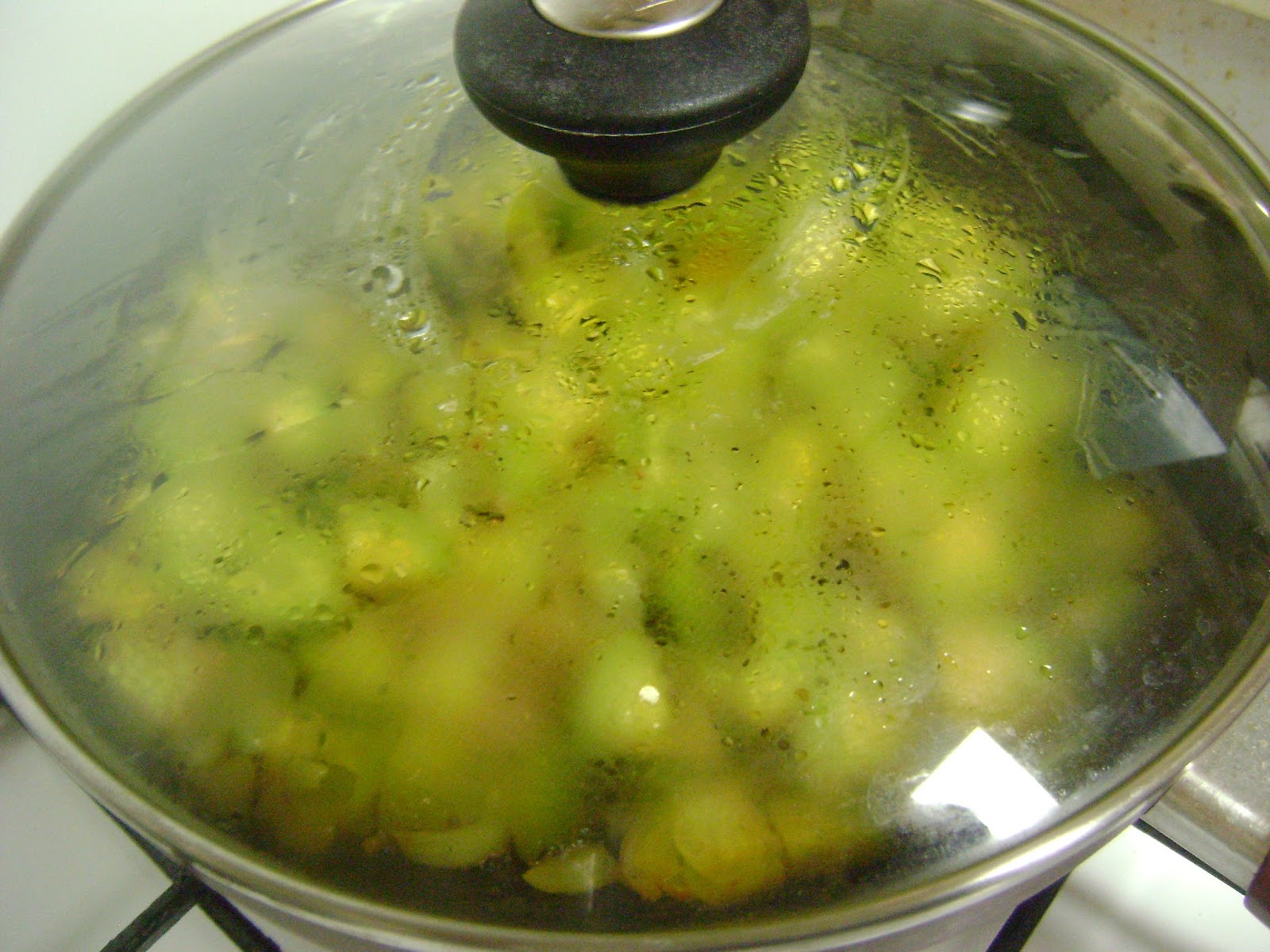 Bethica's Kitchen Flavours: Kakrol Bhaja (Kantola / Teasel Gourd Stir ...
