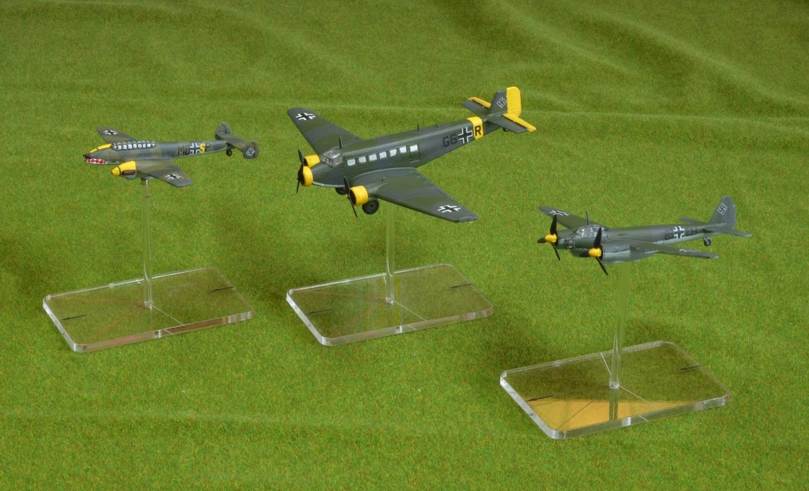 Forward Recon: 1/200 scale WW2 Aircraft