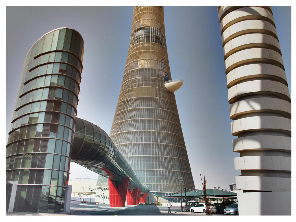 Alam Mengembang Jadi Guru: Gedung-Gedung Unik di Doha, Qatar