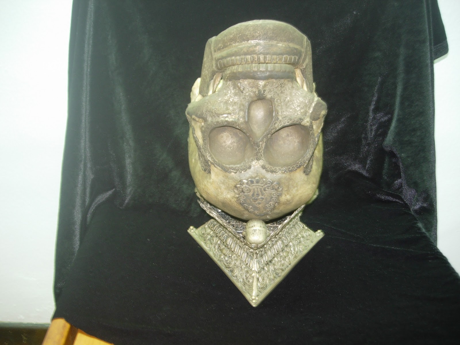 Between Science And Religion: Introduction To Tantric Skull (Kapala)