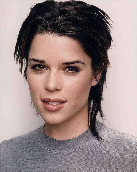 Neve Campbell