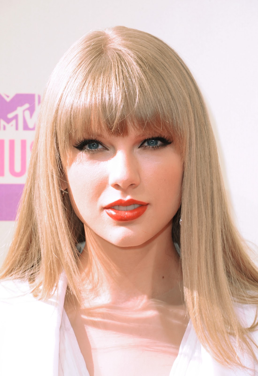 Female Singers: Taylor Swift pictures gallery (36)
