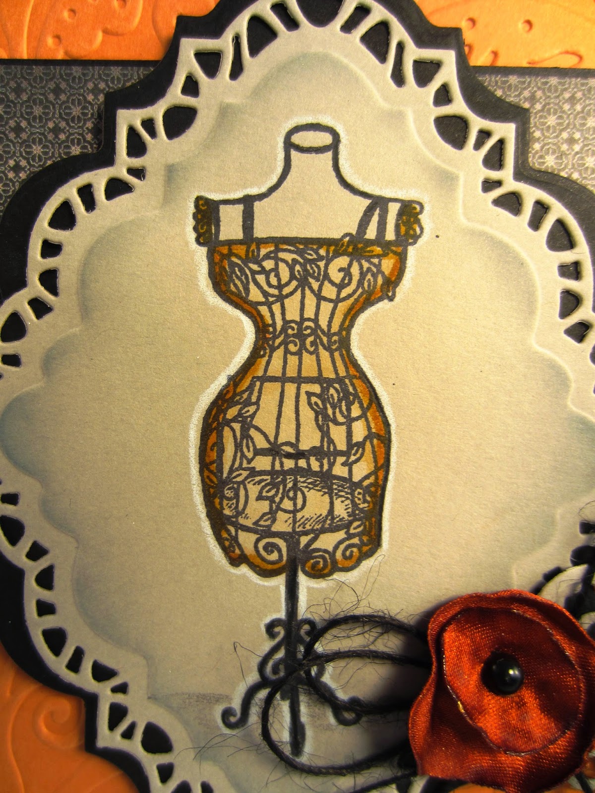 PartiCraft (Participate In Craft): Vintage Dress Form