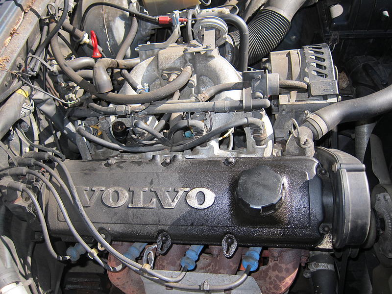 Gears & Such: Volvo B230 Flame Trap: Good Photos and a Good Story