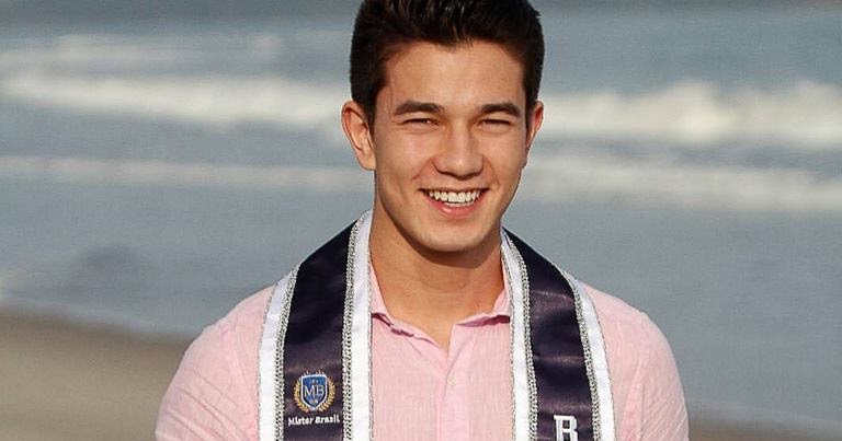 Man Central: Matheus Song: With Sash