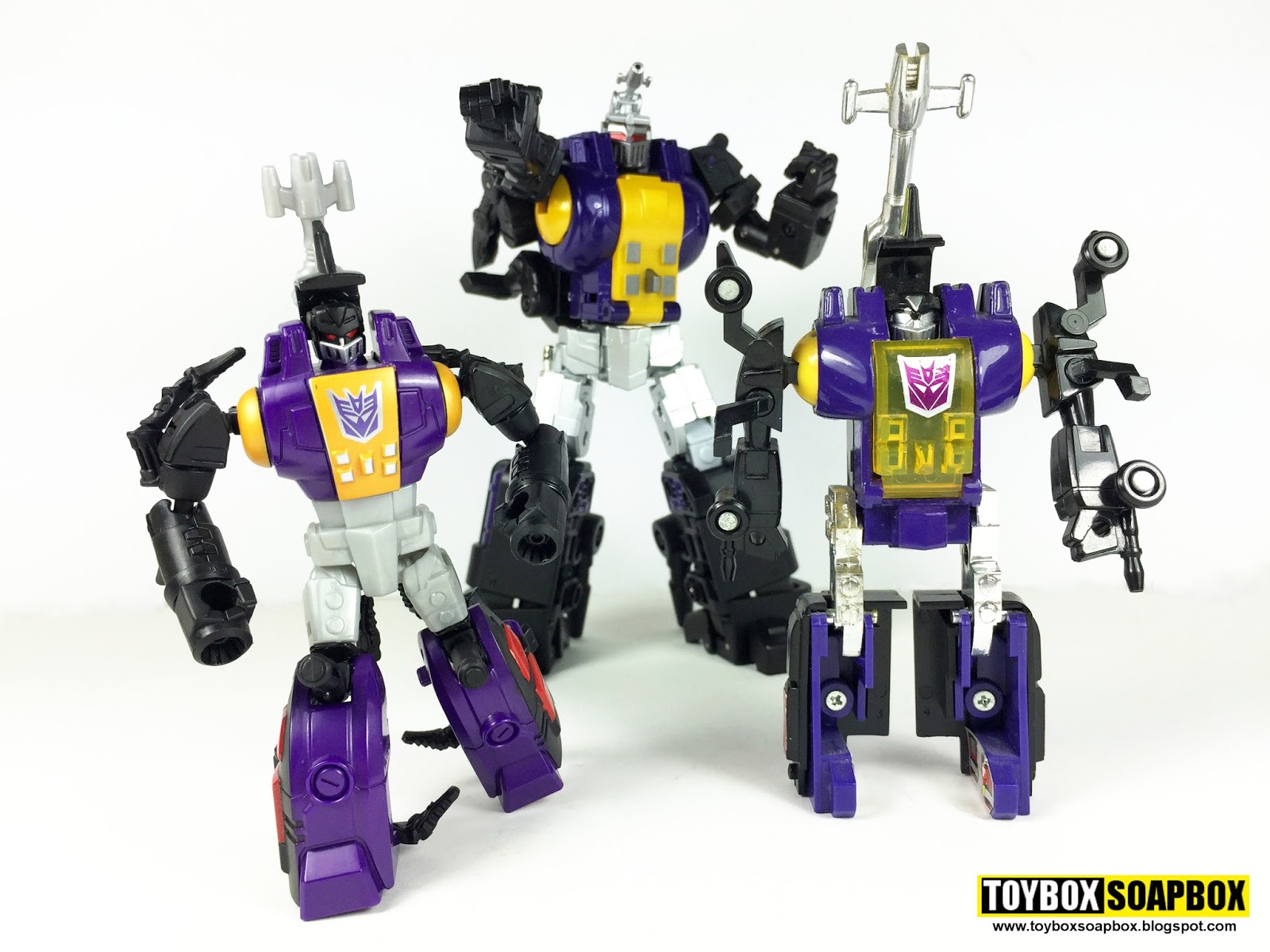 Toybox Soapbox: FansToys FT-12 Grenadier Review