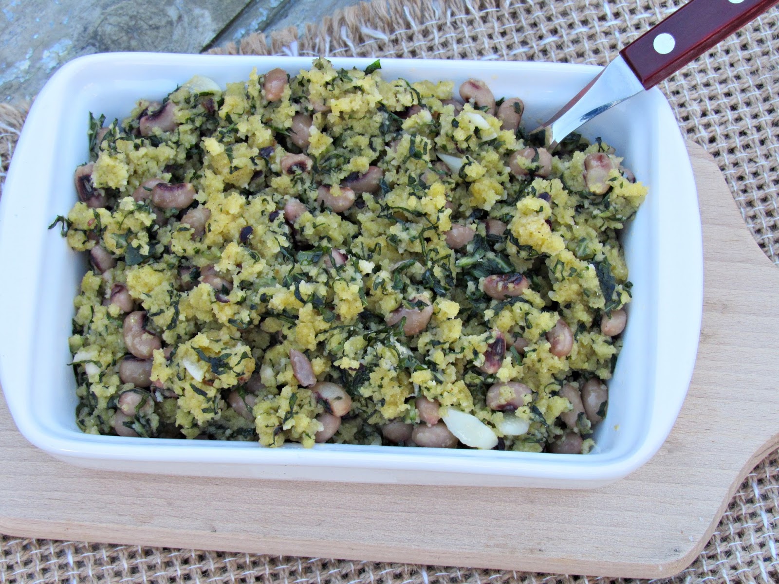 De aprendiz a chef: Migas de broa com couve e feijão frade