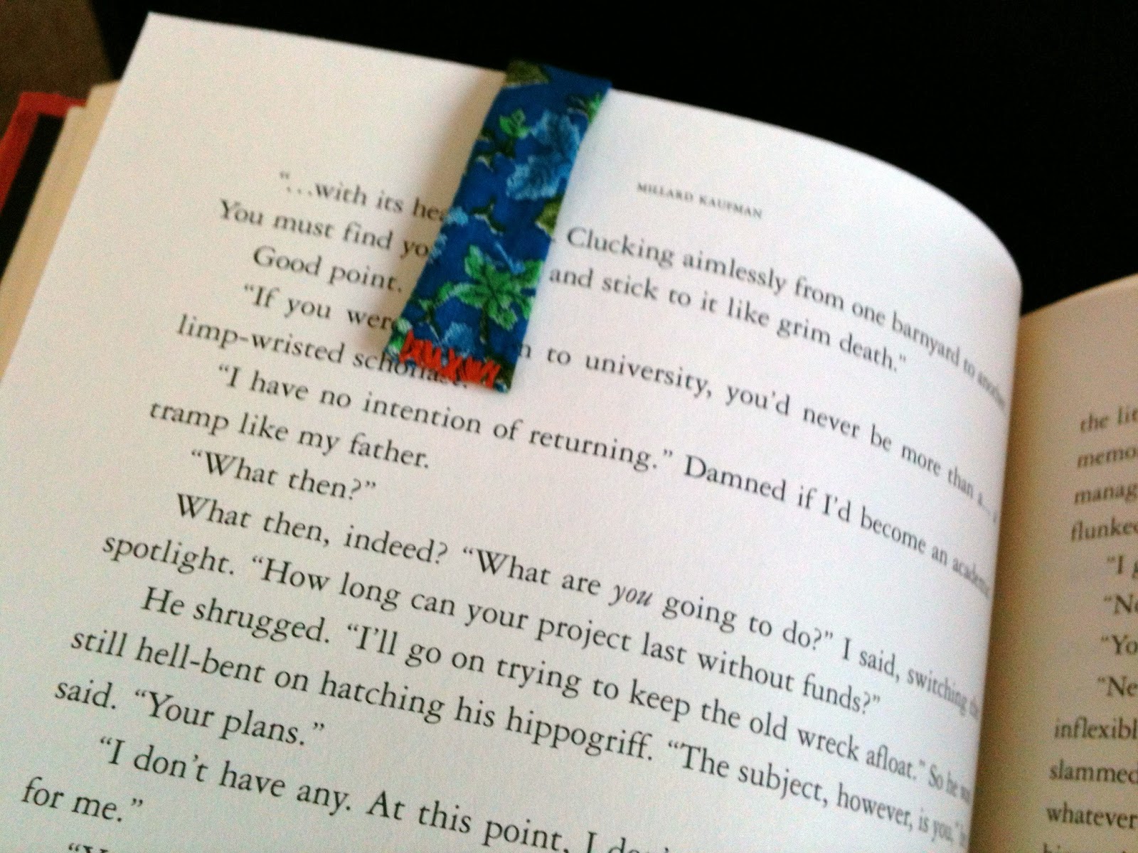 Holly Goes Lightly: DIY Magnetic Bookmark