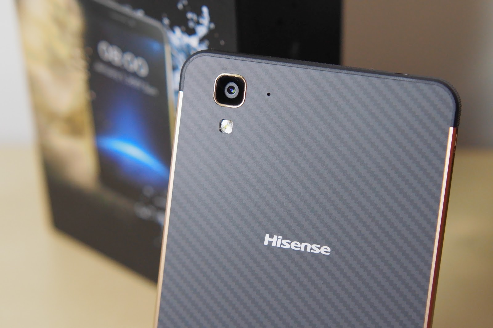 A Minha Casa Digital: Unboxing: Smartphone Hisense C30 Rock - Bem ...