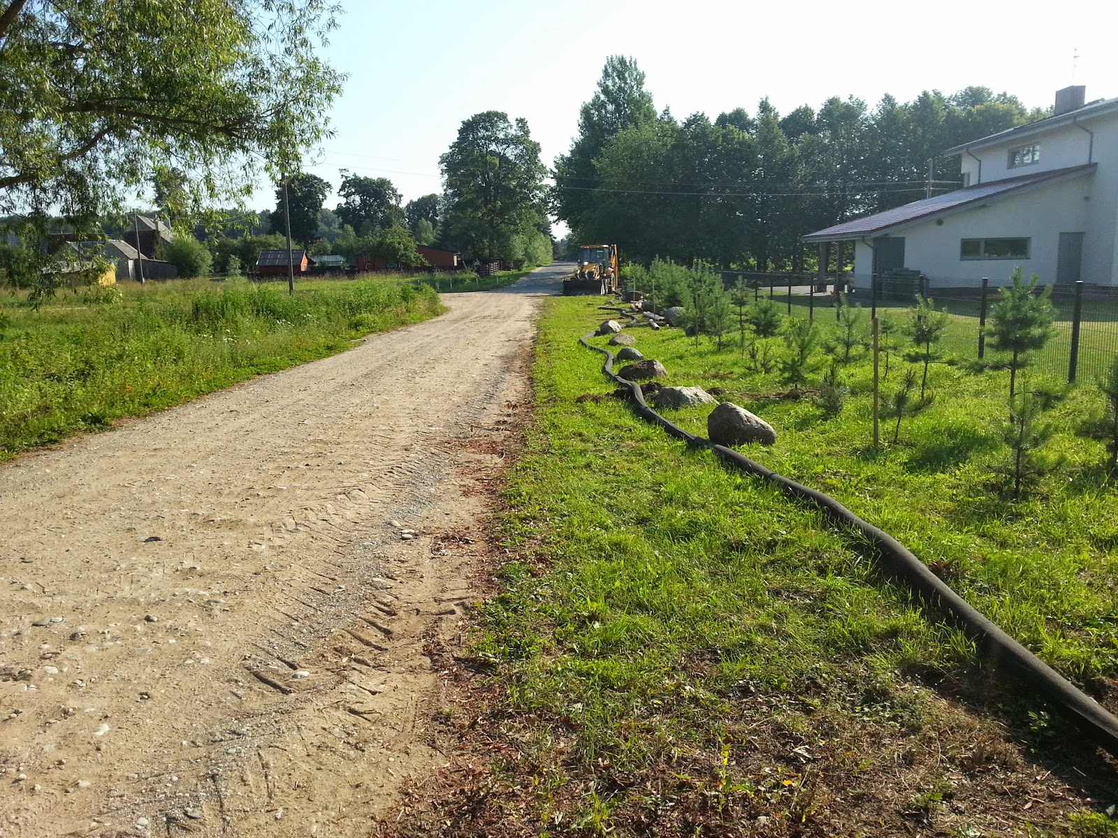 Niuniausko trobele: Atostogu darbai/Nuotekos