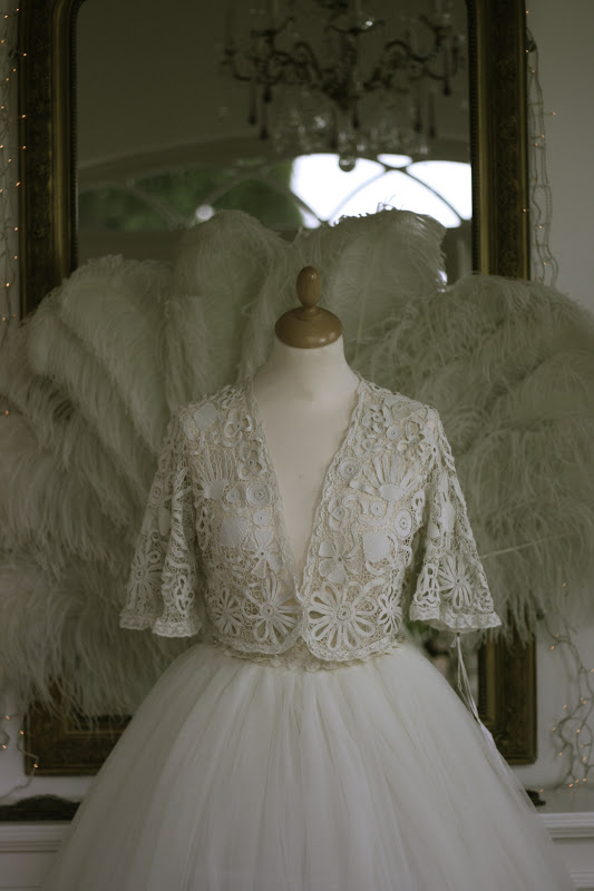 Rosemary Cathcart Antique Lace and Vintage Fashion: Antique Irish ...