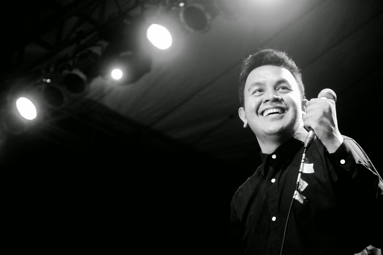 TULUS - THE COLOUR OF INDONESIA