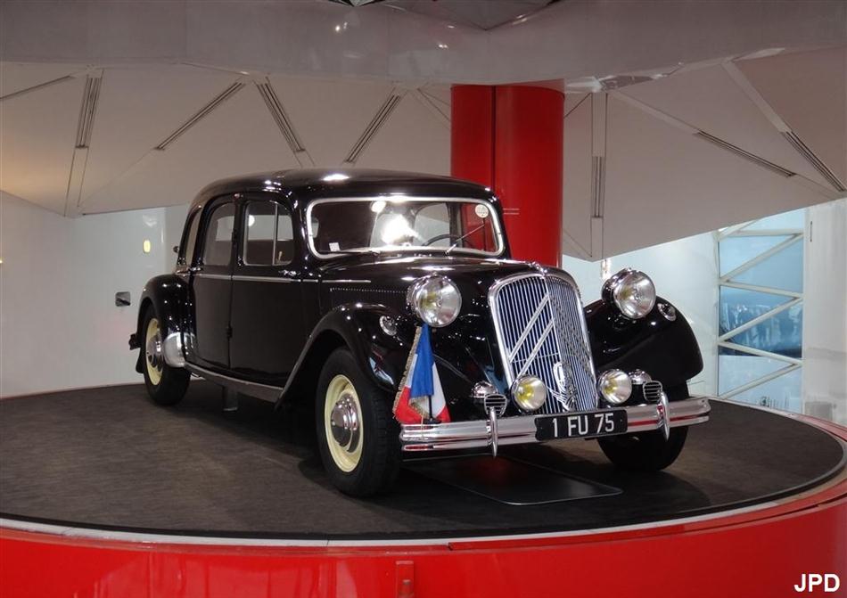 Paris-bise-art : Les voitures présidentielles Citroën