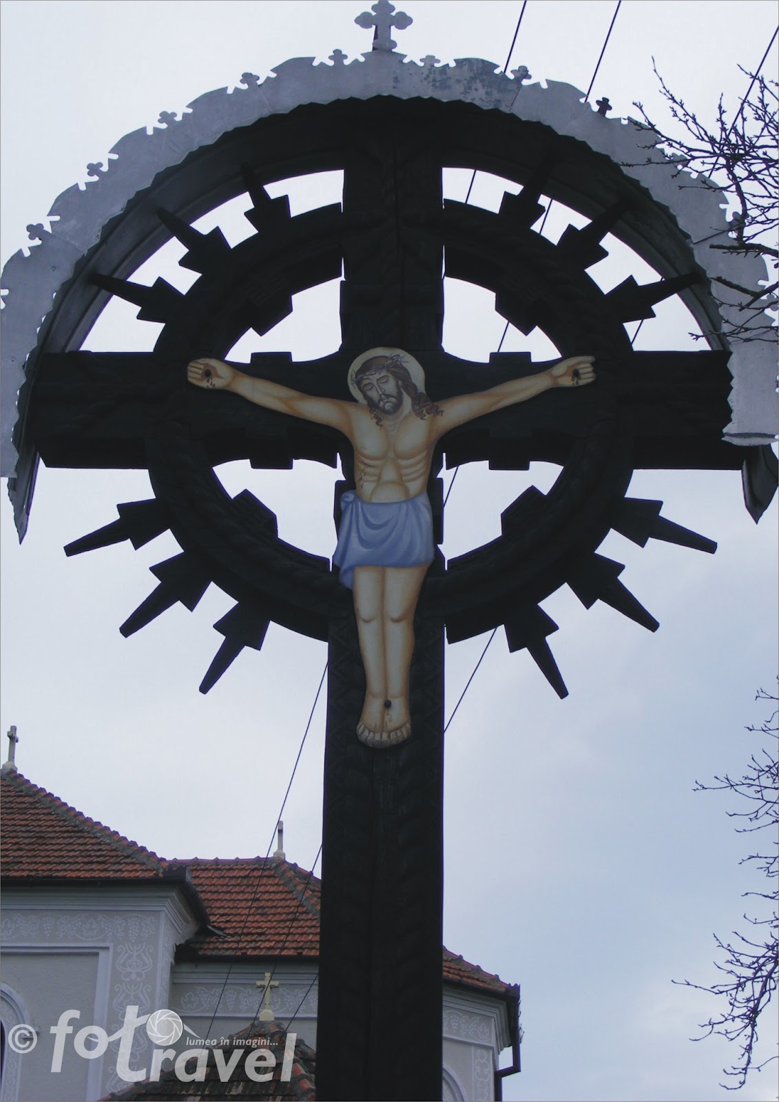 Foto travel: Răstigniri sălăjene (1)