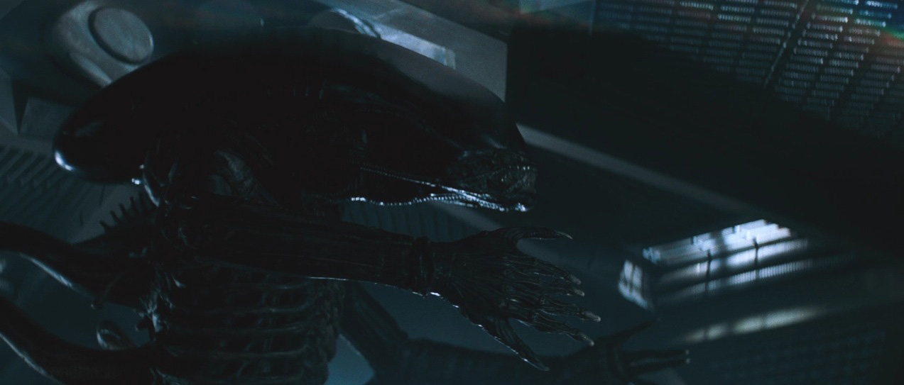 The Single-Minded Movie Blog: Alien vs. Prometheus: A Visual Comparison
