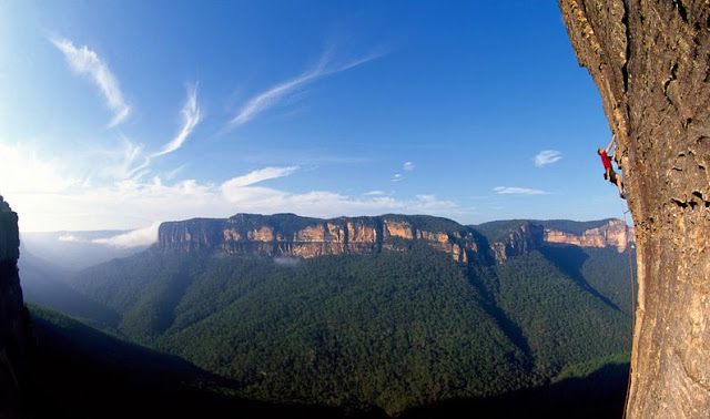 oddarena: Amazing Shoots of Rock Climbing