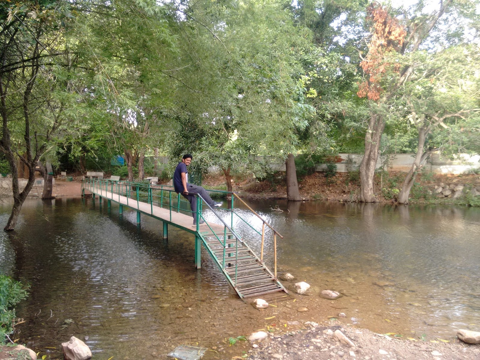 ChalapathiVin: Chennai to Tada [waterfall trek]