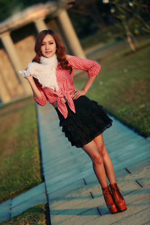 Actress Photos- Wallpapers: Myanmar Teenage Nang Sandar Hla Htun