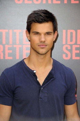 Taylor Lautner Mania - Absolutamente TUDO sobre Taylor Lautner!: Em ...