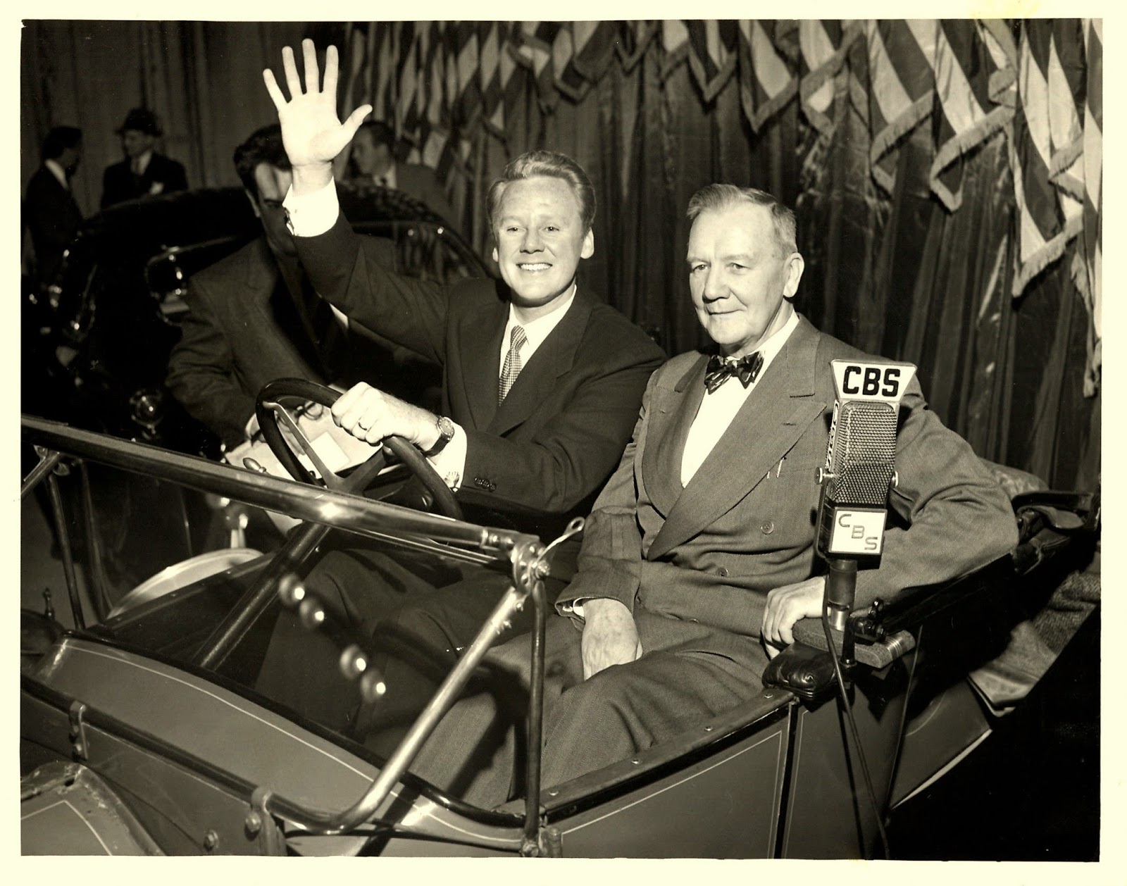 Debold Gallery: Monty and actor Van Johnson 1953