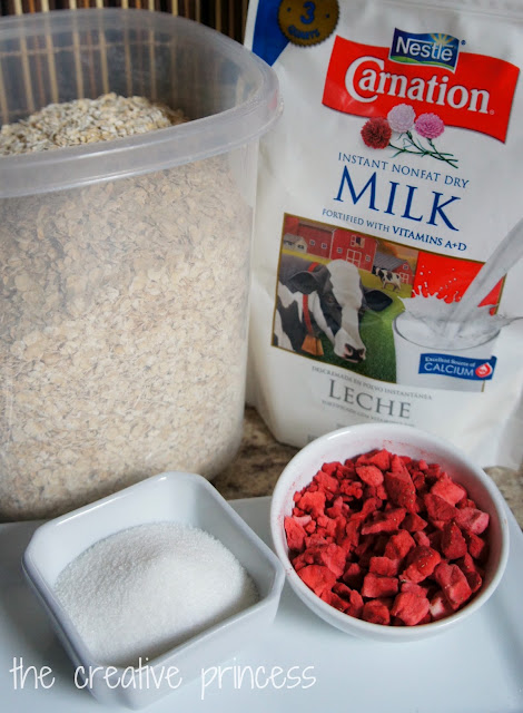Strawberries and Cream Instant Oatmeal | Recipe