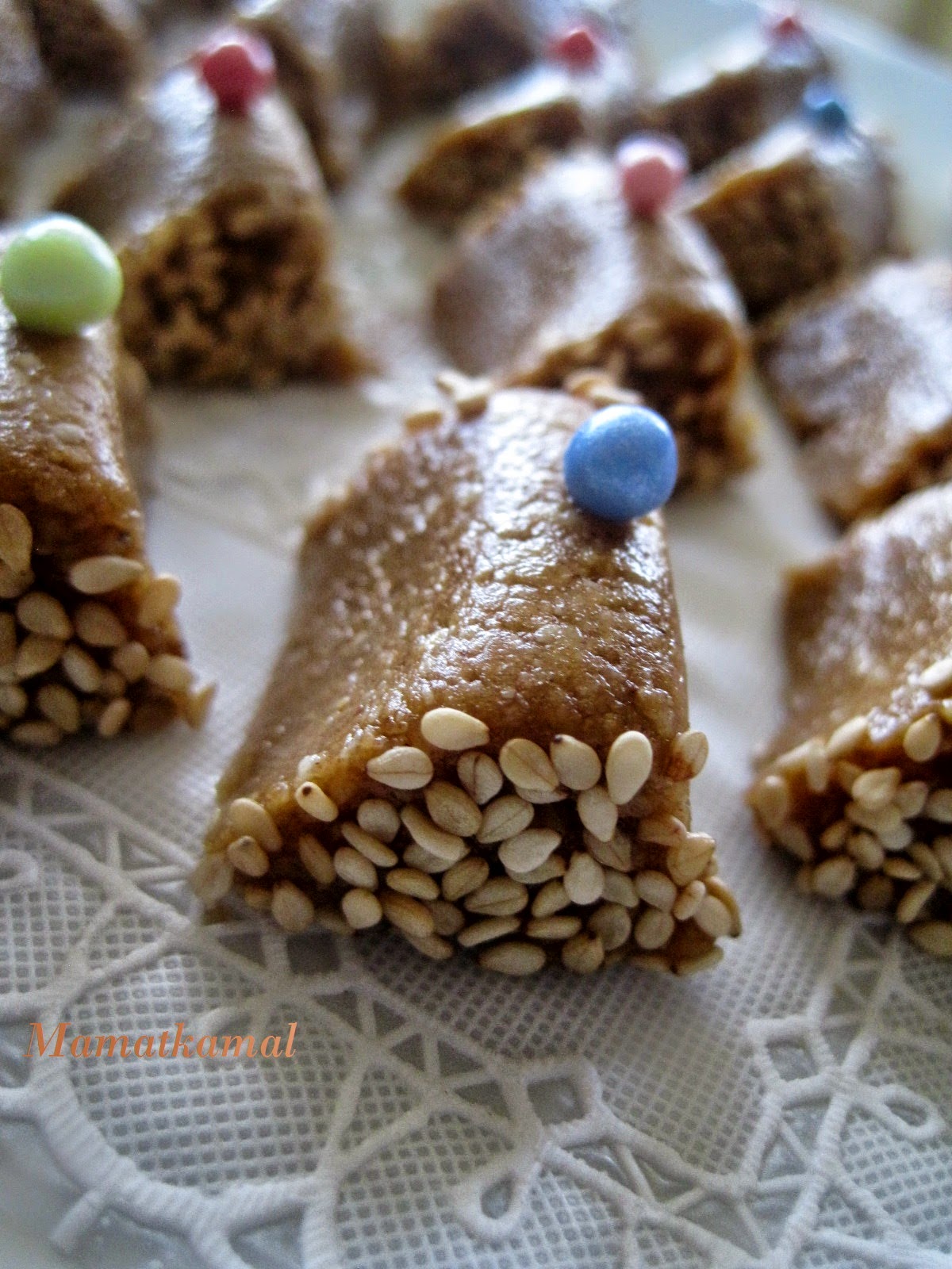 Top Two (2) Feel-Home Food for Ramadan in Morocco: Sellou or Slilo, a ...