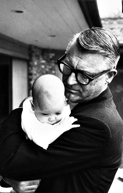 The Shades of Black and White: Cary Grant: Never to Be Forgotten