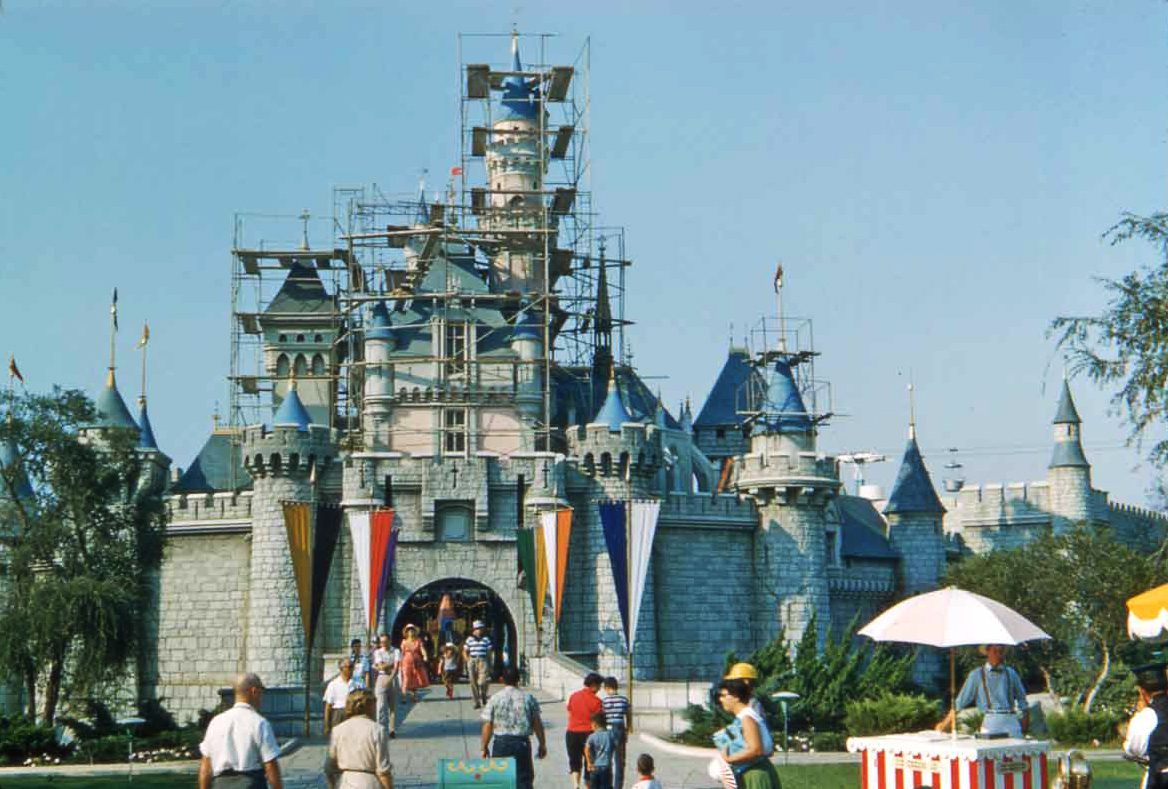 Disney Avenue: Designing Disney Castles