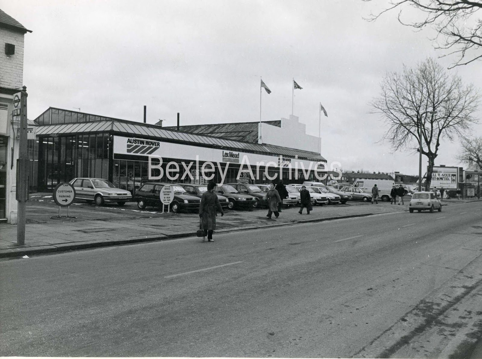 Vitessesteve - blog: W T Richards (Bexleyheath) Ltd - Triumph car dealer 60