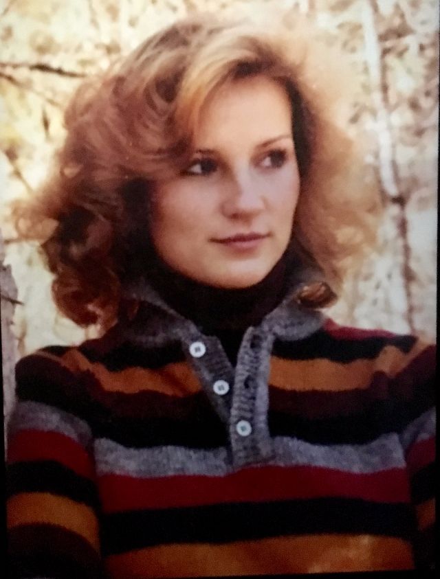 My Mom in the 1980s – These 50 Pictures of '80s Beautiful Mothers ...