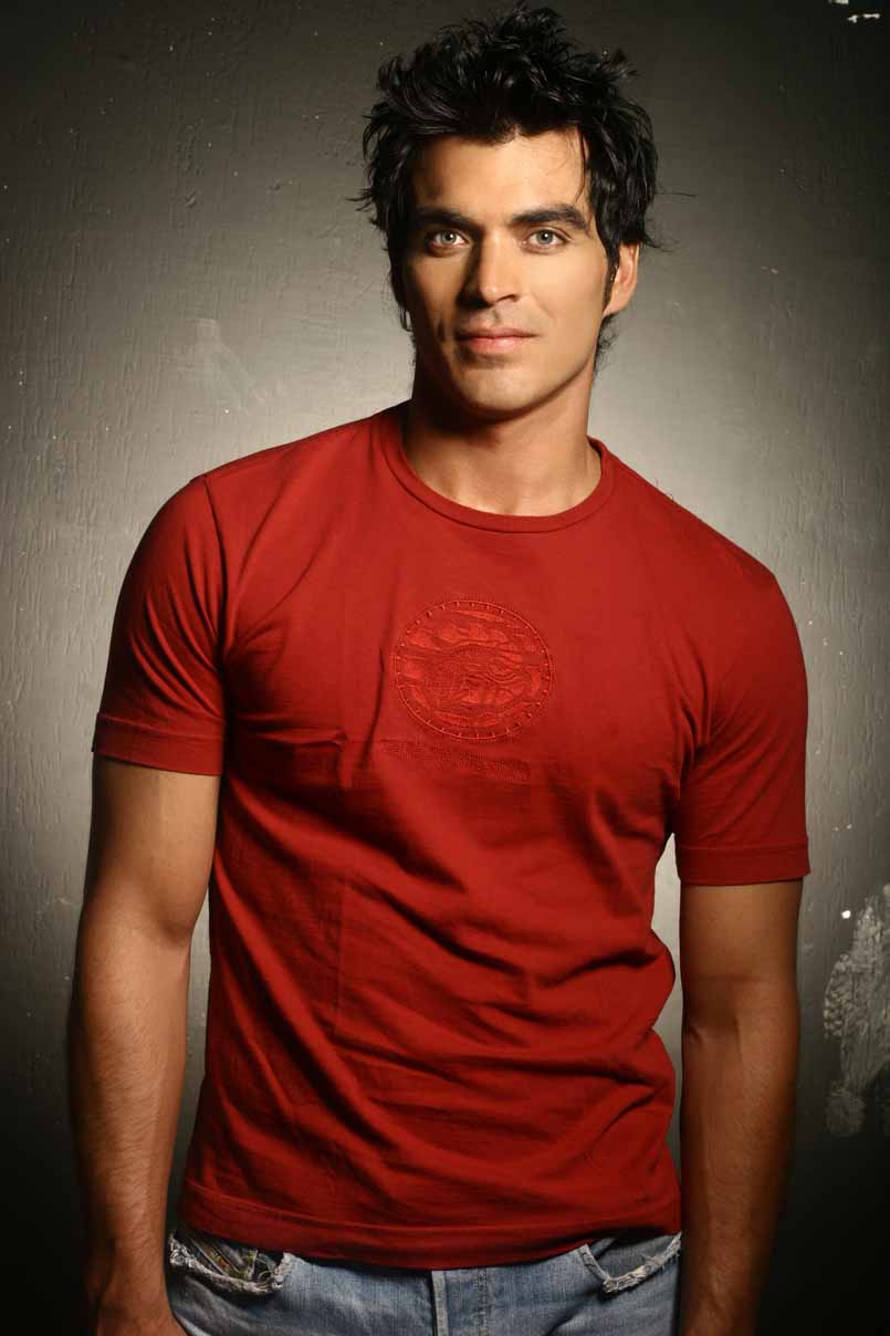 .: ACTOR: TIBERIO CRUZ