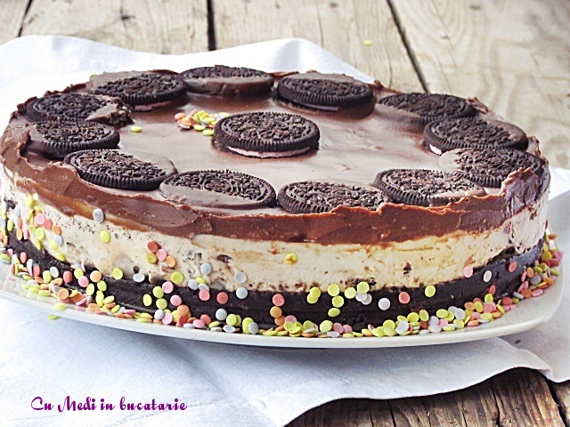 Cu Medi in bucatarie: Tort Oreo
