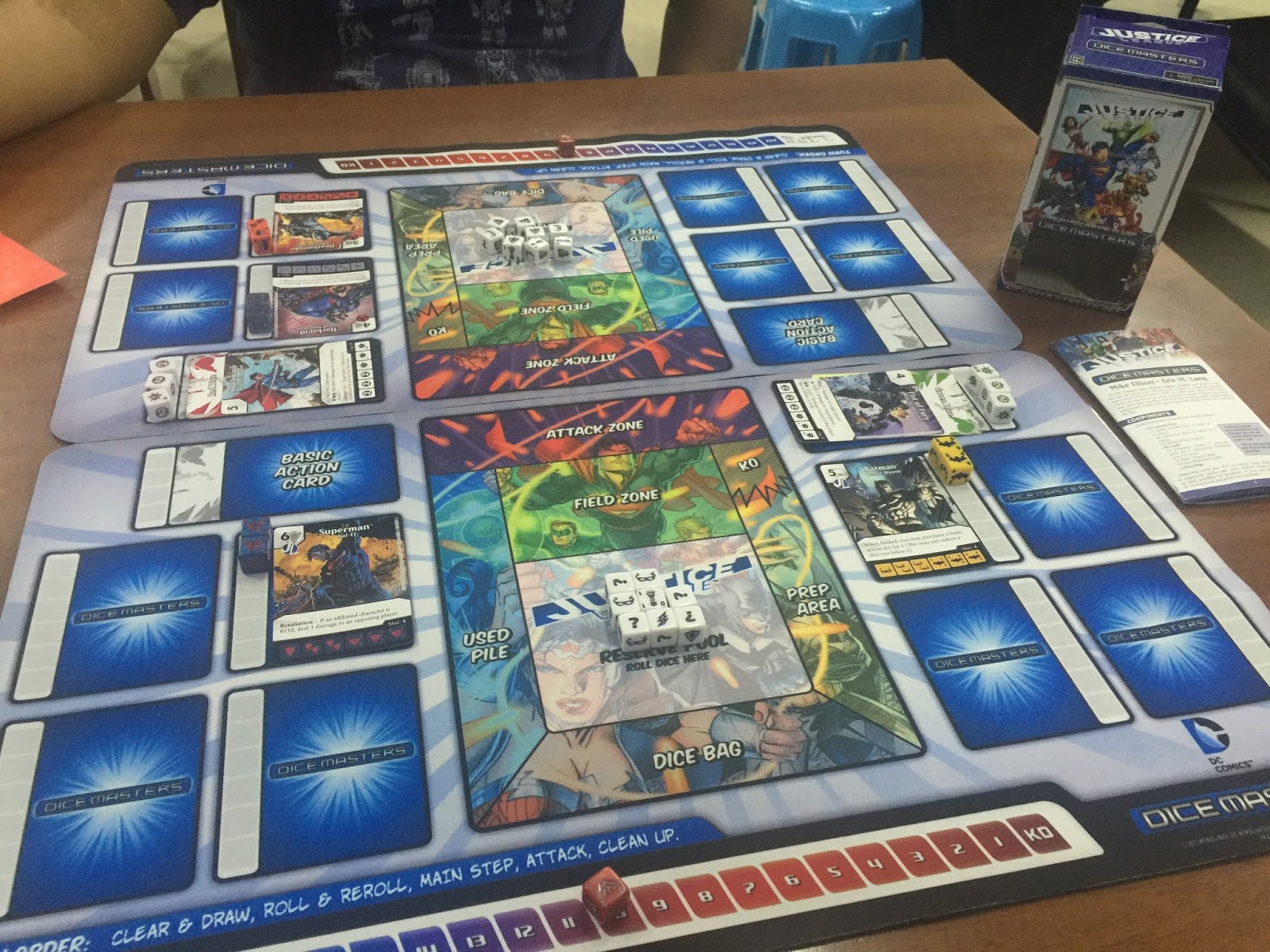 Tabletop Thailand News: DICE MASTERS (ตัวอย่างการเล่นการ์ด+เต๋าเกมสุด ...