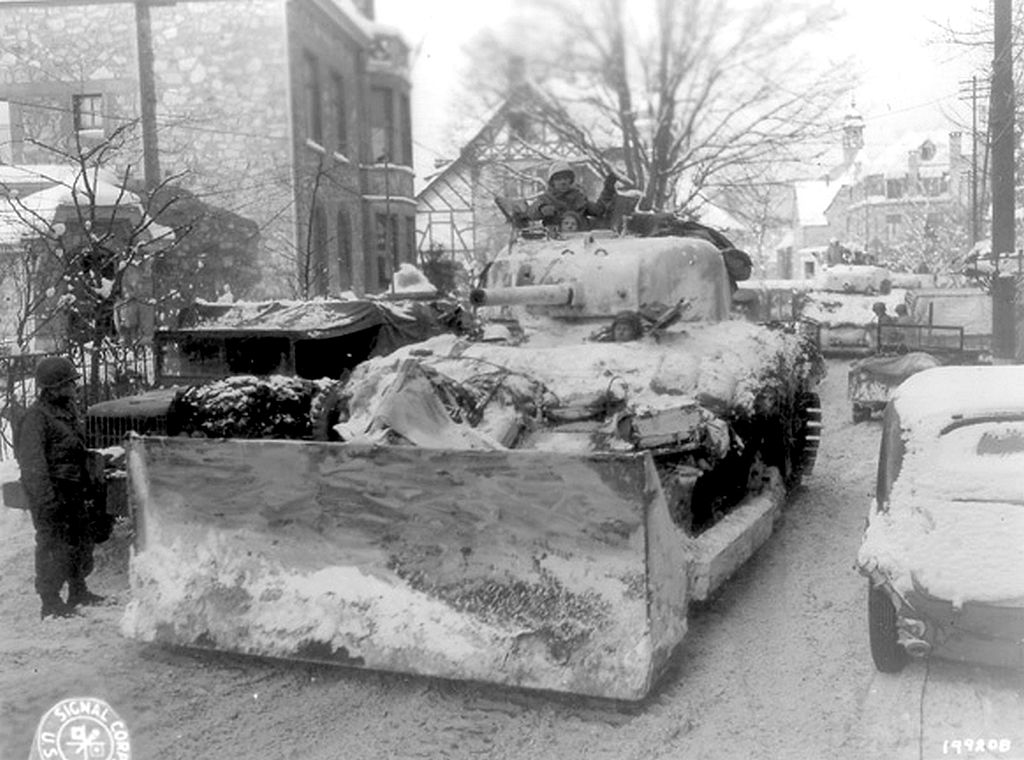 Panzerserra Bunker- Military Scale Models in 1/35 scale: M4A1 Sherman ...