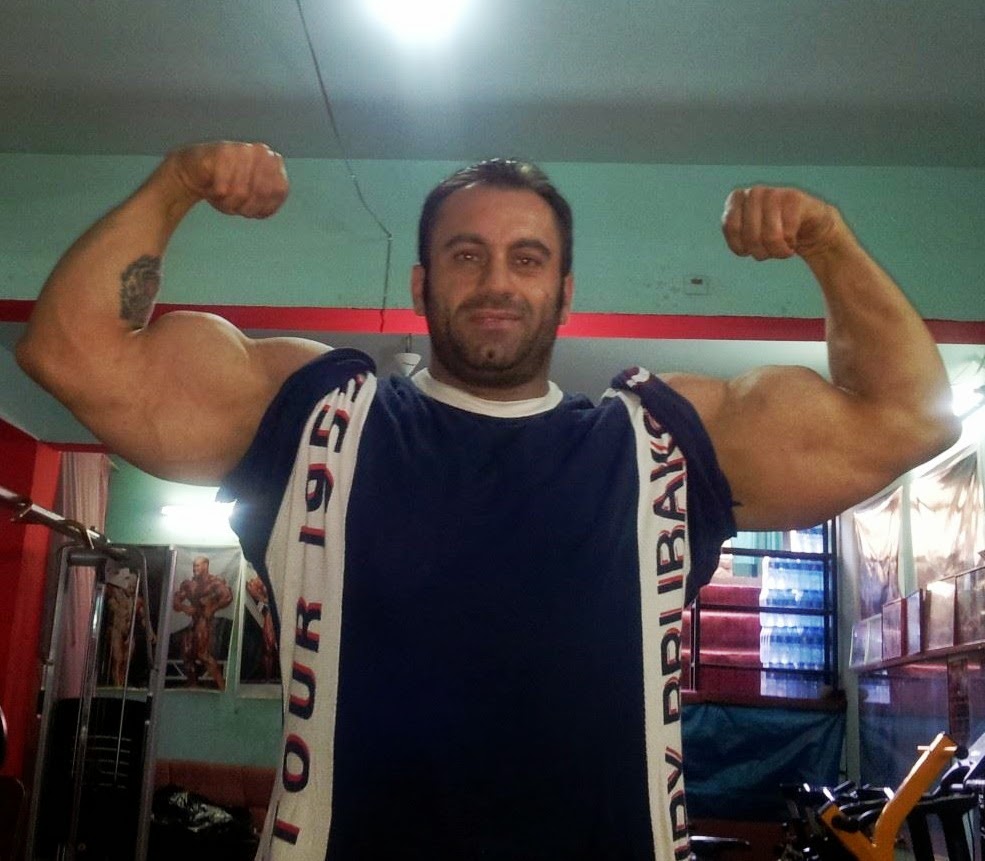 Muscle Lover: Salah from Iraq