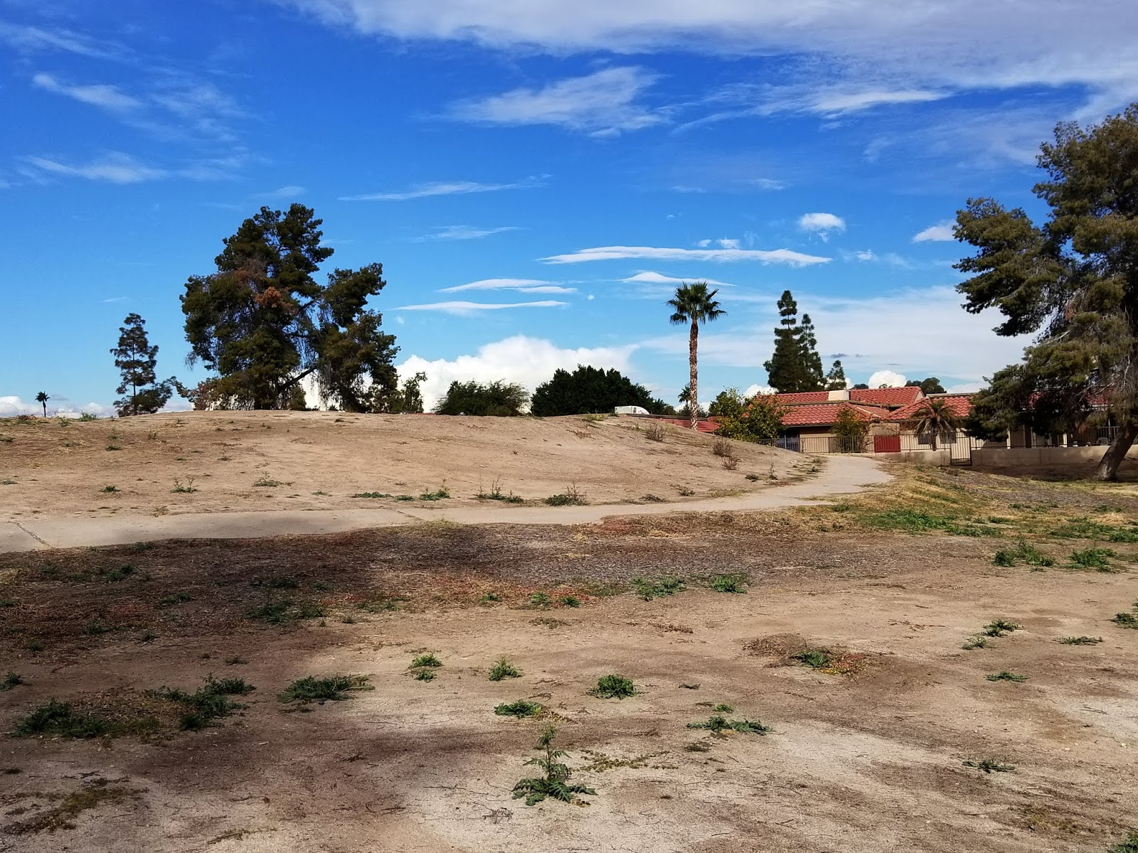 Photography: Abandoned Golf Course