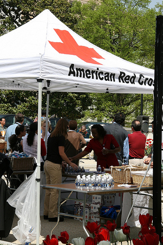 Pop Up Custom Tents with Graphics and More: Splash Tents POP Display ...