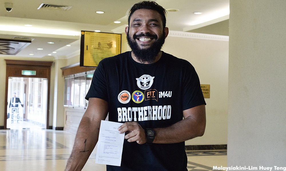 Papa Gomo Dihantar Pulang Sebaik Tiba Di Sarawak - Individu Kedua Dari ...