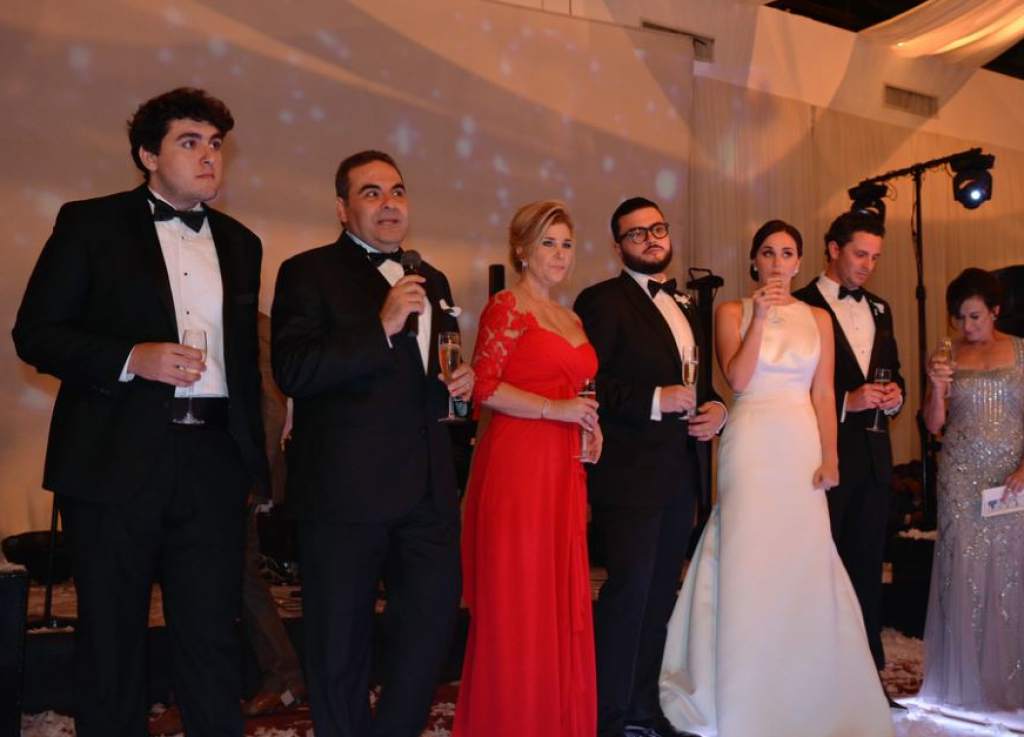 Recuento de una boda maldita - Salvadoreños en el Mundo